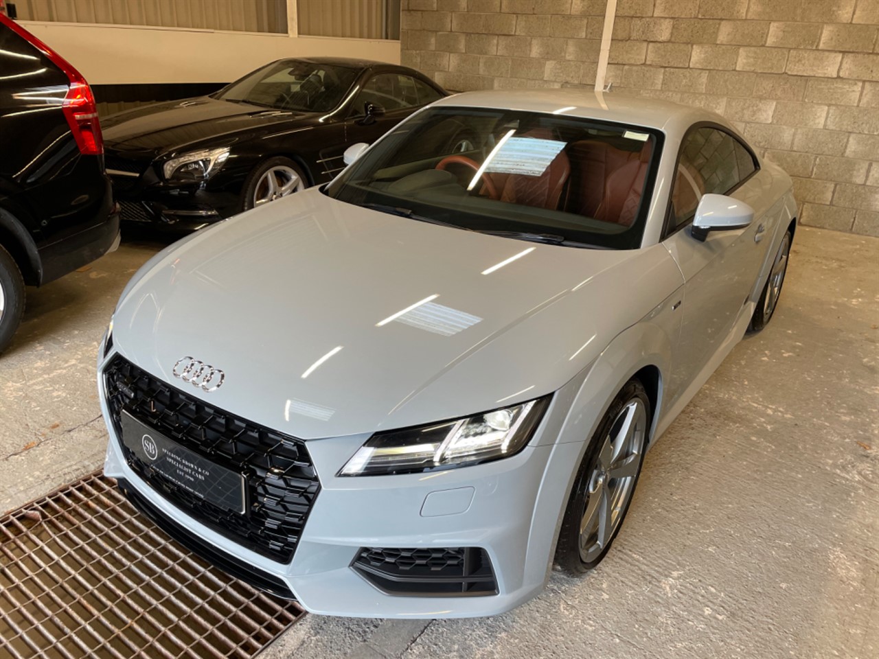 Sports car buyers, Buy Bentley, BMW, Mini, Audi, Jaguar Edinburgh