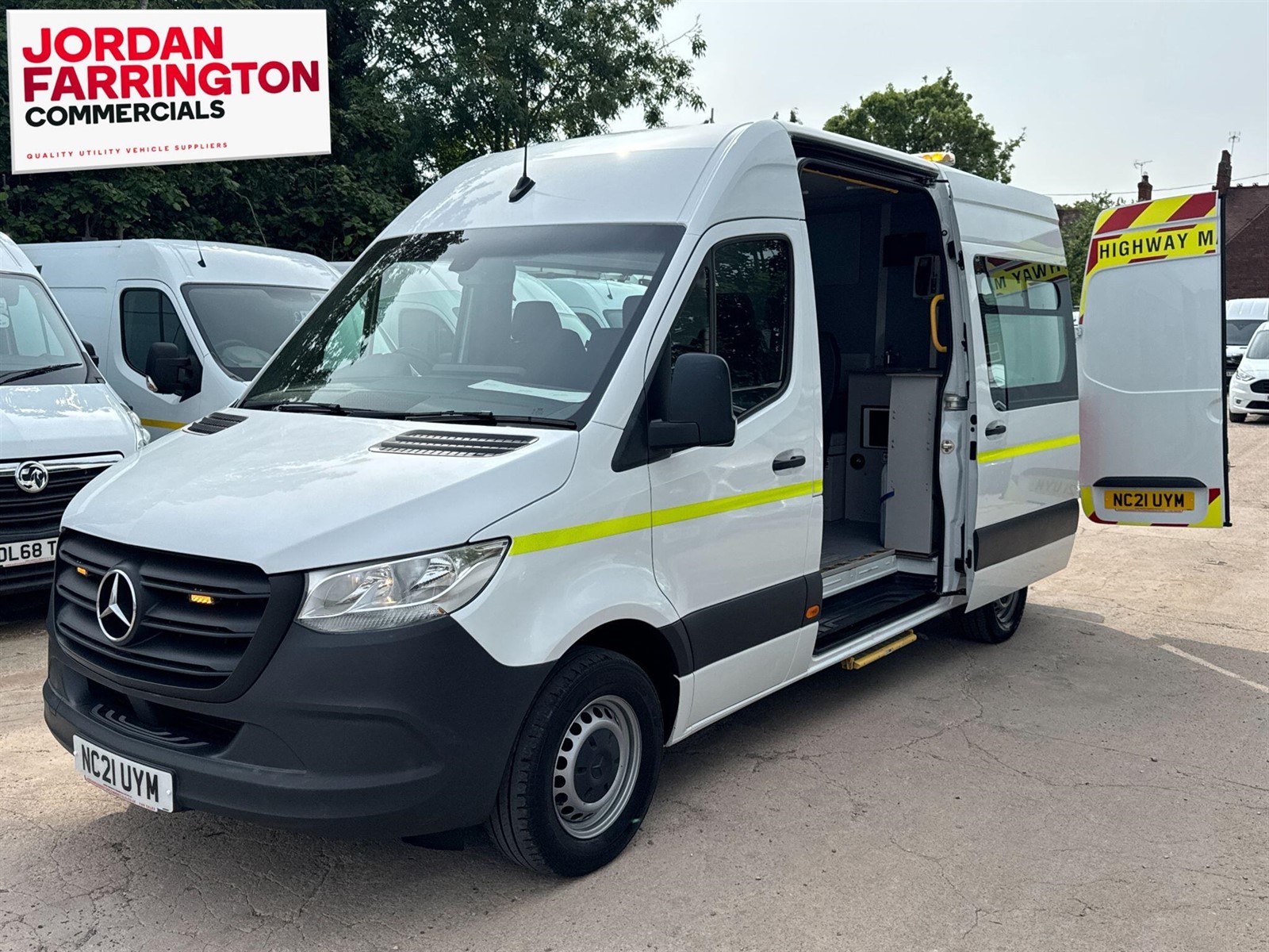 Used Mercedes Sprinter 2.0 315 Welfare Van / Unit With Toilet for sale ...