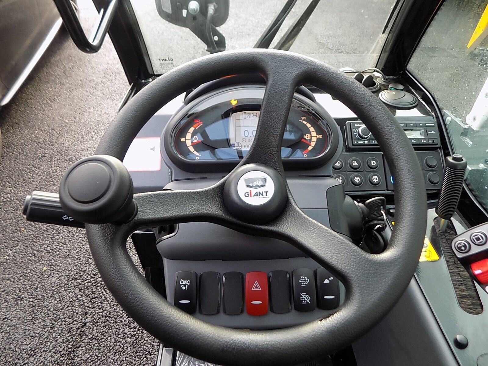 Used GIANT GT5048 for sale in Dartford, Kent | KC Car Sales