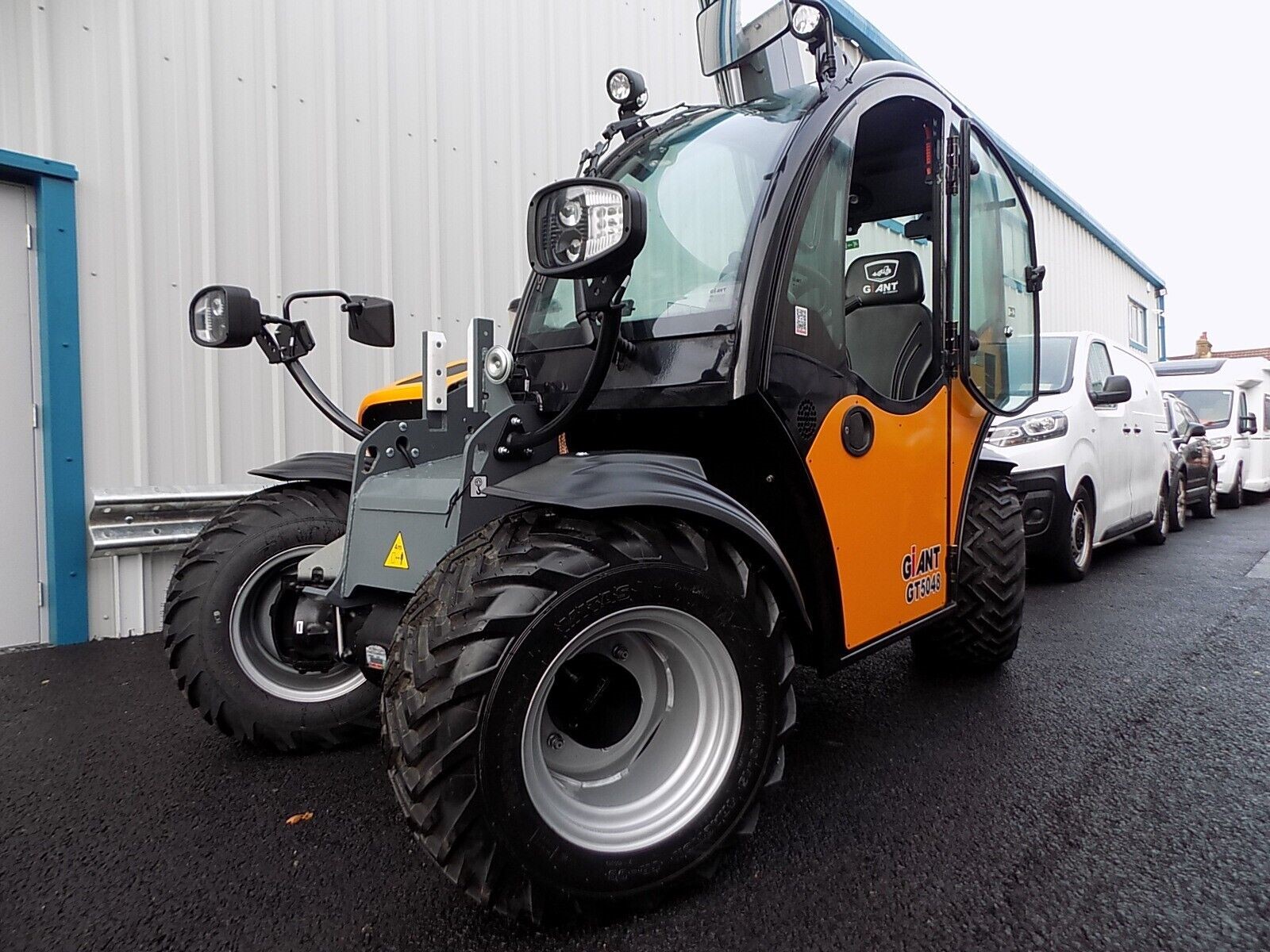 Used GIANT GT5048 for sale in Dartford, Kent | KC Car Sales