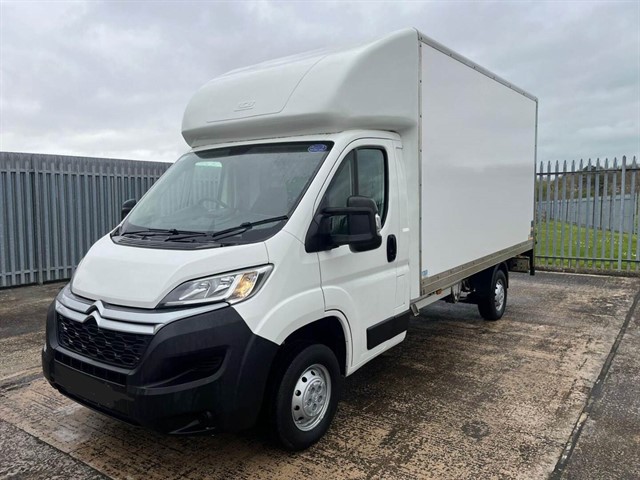 Used Citroen Relay 35 L4 LUTON BLUEHDI S/S for sale in Dartford, Kent ...