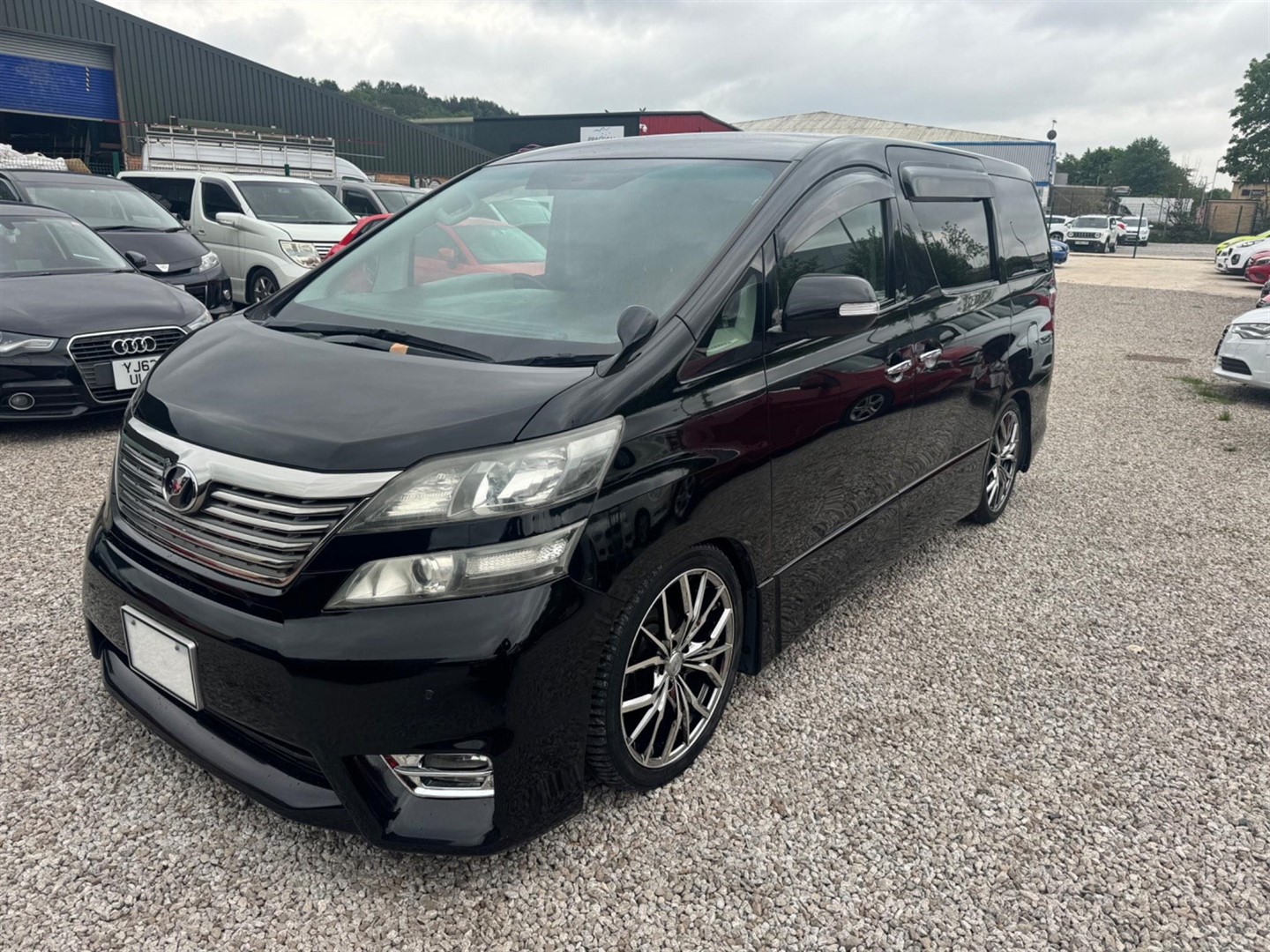 Used Toyota Vellfire for sale in Bradford, West Yorkshire | Japanese ...