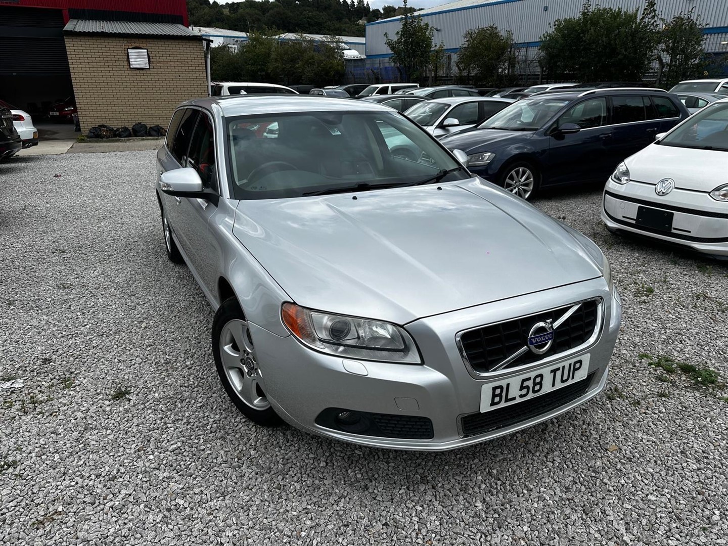 Used Volvo V70 for sale in Bradford, West Yorkshire | Japanese Car World