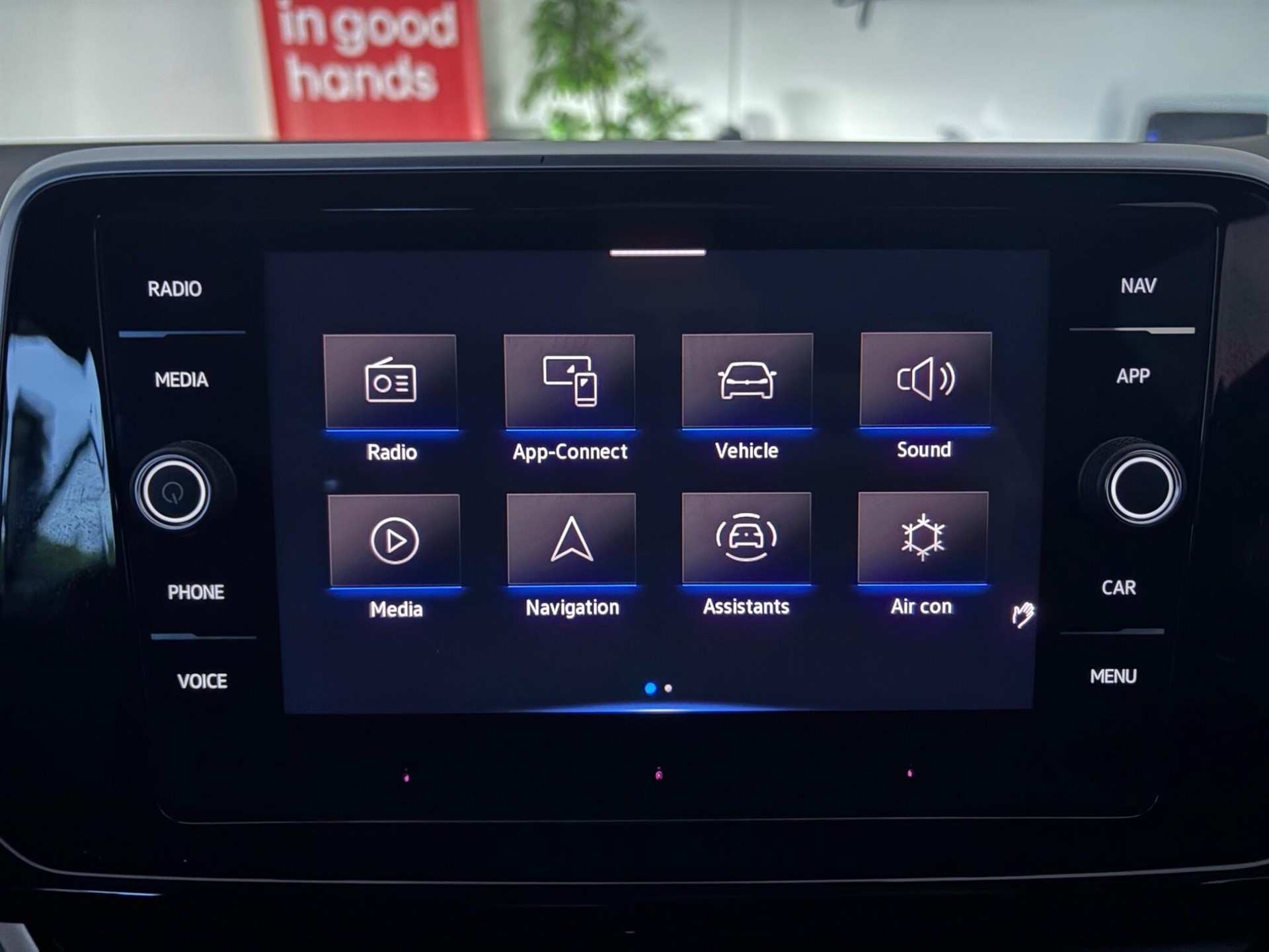 🔥 Used Volkswagen T-Roc for sale in Bristol, Gloucestershire ...