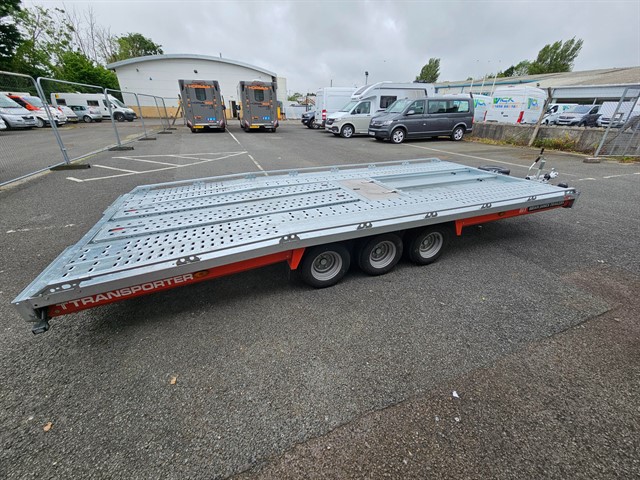 Car Transporter for HIRE in Bridgend, Cardiff | Wick Van Rentals