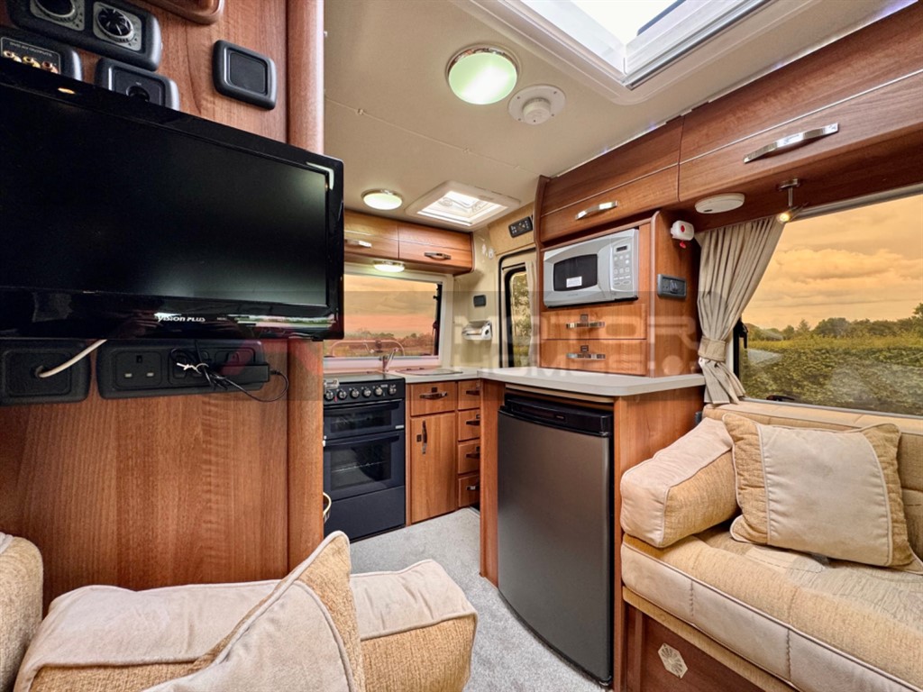 Used Auto-Sleepers Executive for sale in Nantwich, Cheshire | AB ...