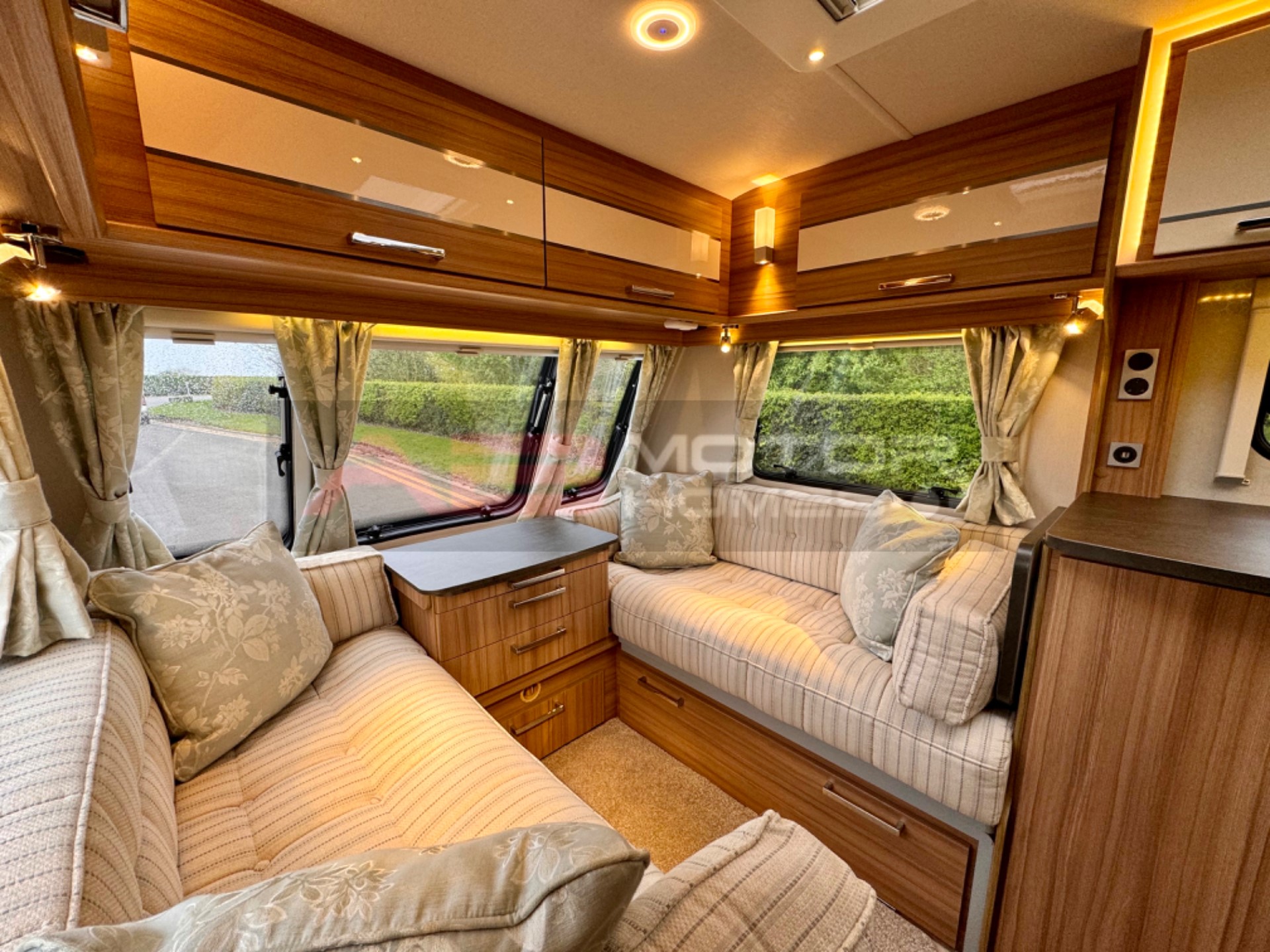 Used Lunar Cosmos for sale in Nantwich, Cheshire | AB Motorhomes Ltd