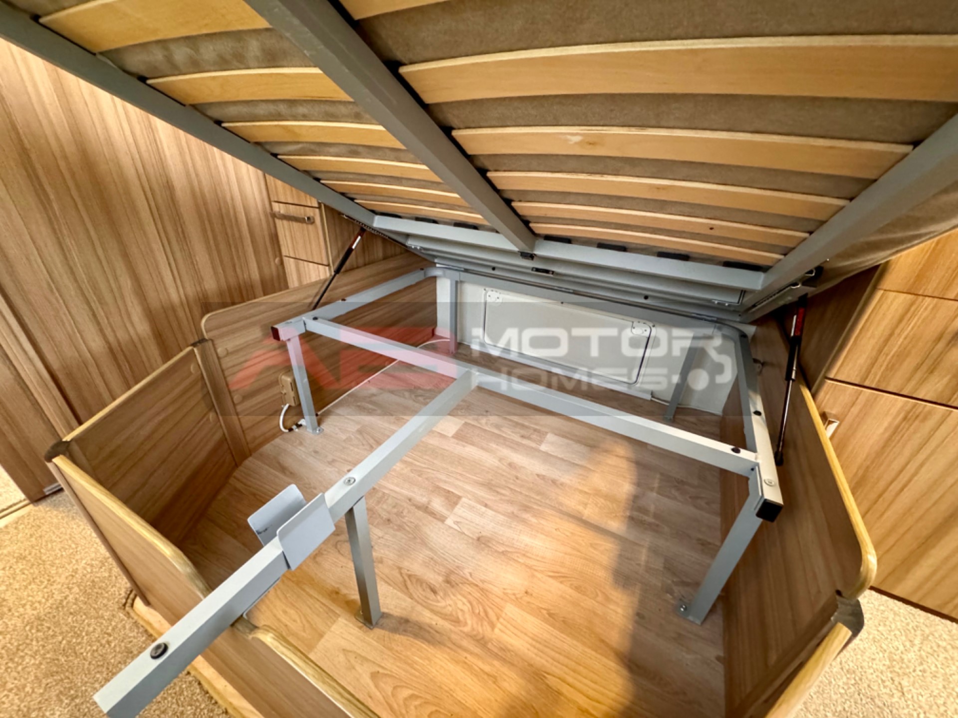 Used Lunar Cosmos for sale in Nantwich, Cheshire | AB Motorhomes Ltd