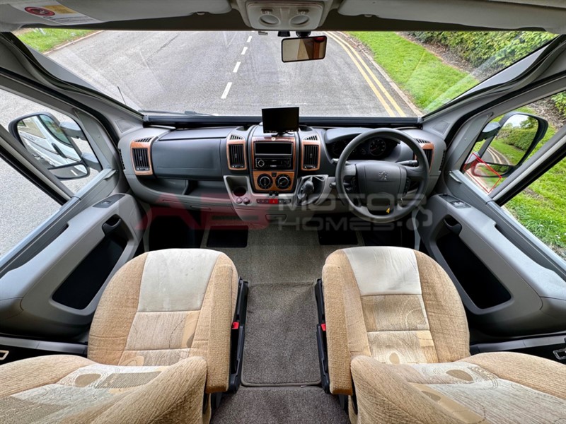 Used Auto-Sleepers Executive for sale in Nantwich, Cheshire | AB ...