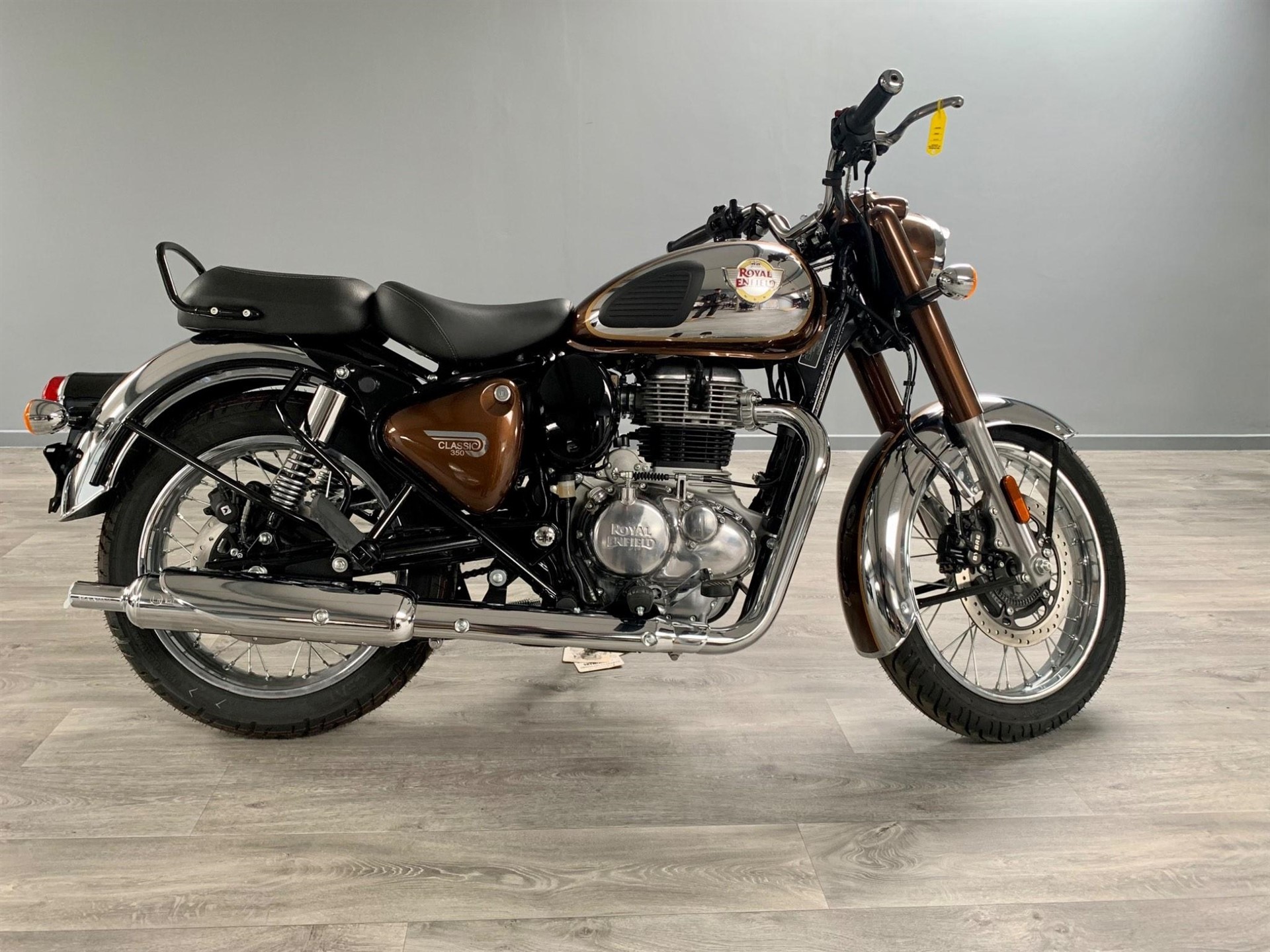 Royal Enfield Classic 350 new motorcycle for sale in Nationwide Delivery Worcestershire Midwest Moto