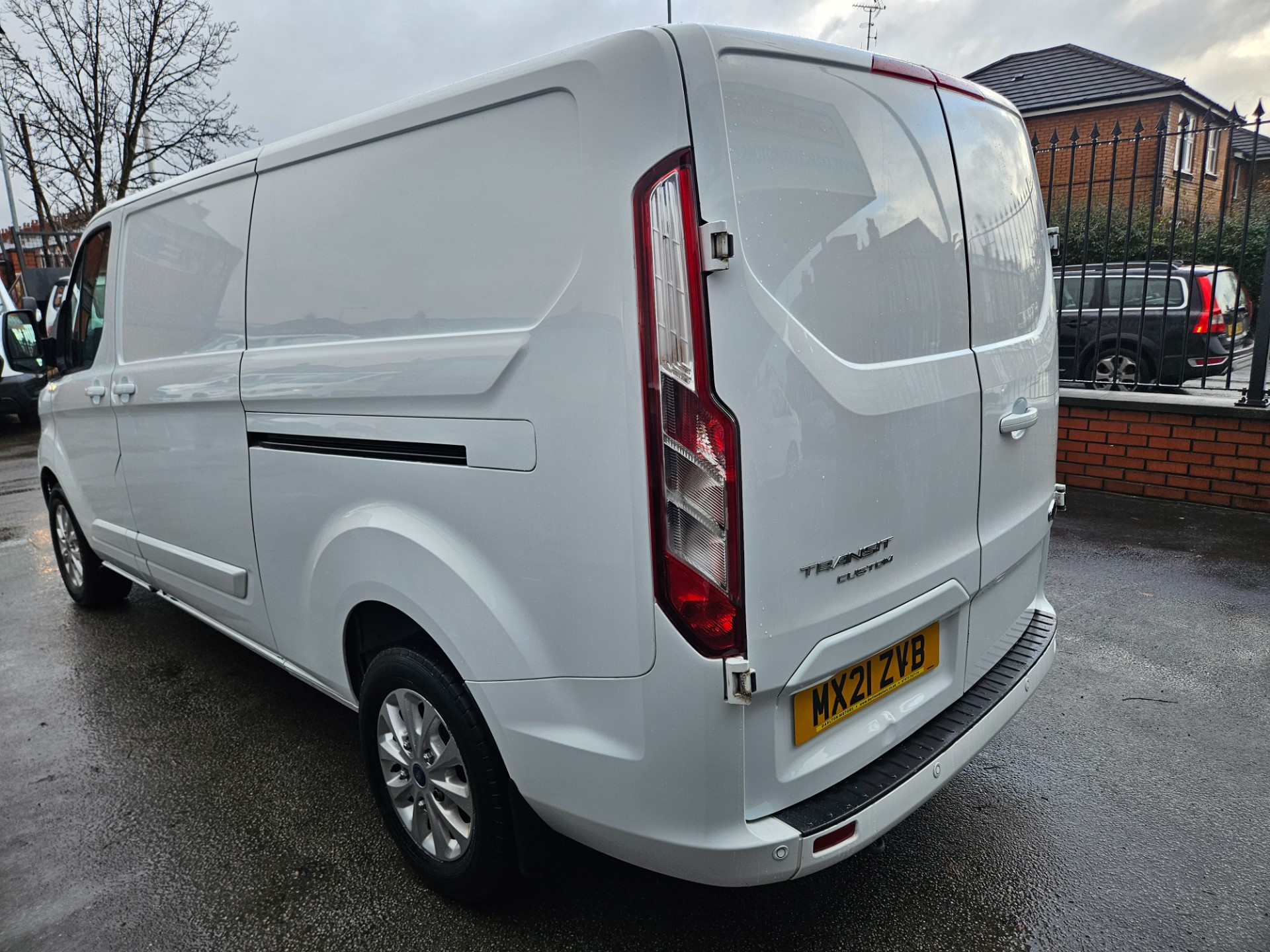 Used Ford Transit Custom for sale in Stockport, Greater Manchester ...