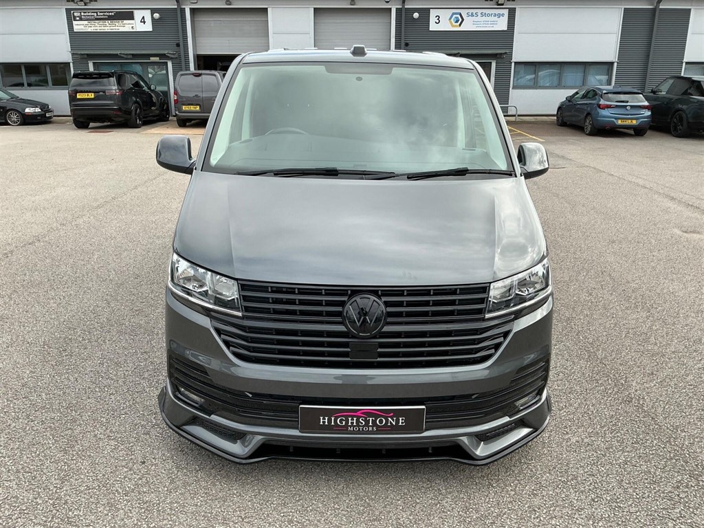 Used Volkswagen Transporter SPORTLINE EDITION R KOMBI for sale in ...