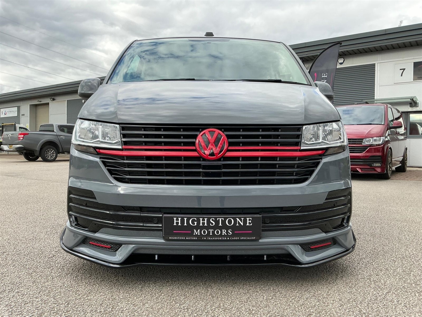 Used Volkswagen Transporter SPORTLINE EDITION R KOMBI for sale in ...