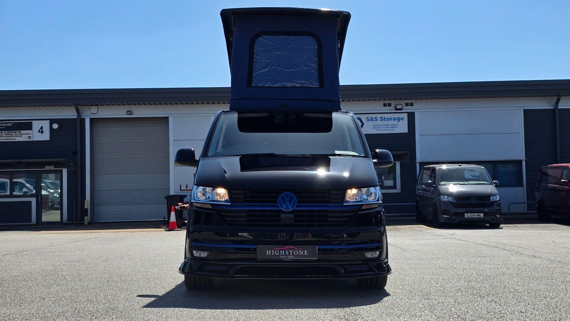 Used Volkswagen Transporter SPORTLINE EDITION R CAMPER 4 BERTH DSG for ...