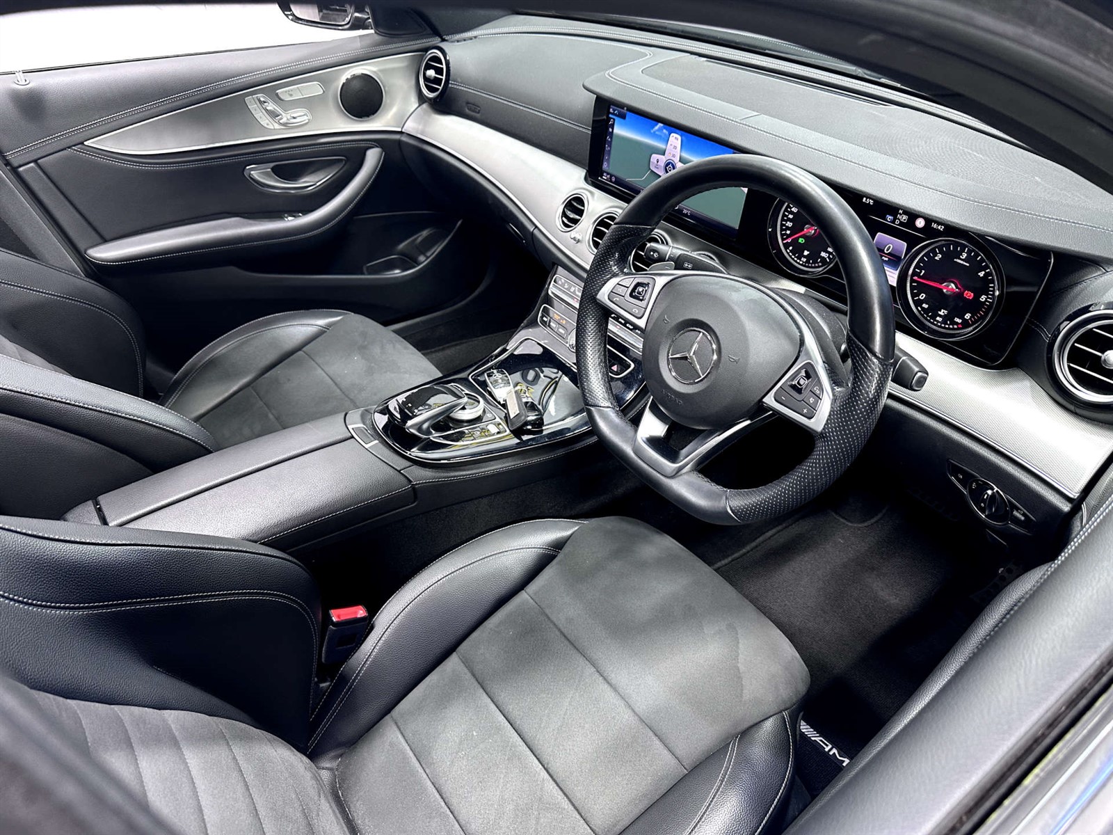 Used Mercedes E220d AMG Line Premium Auto for sale in Watford ...