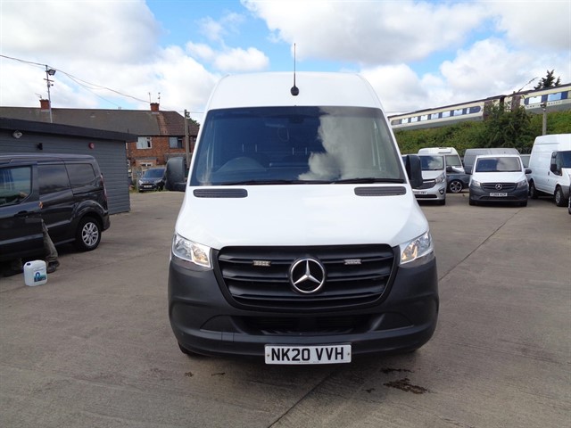 Vans in Midlands | Used Luton, & Long Wheel Base Vans for sale Leicester