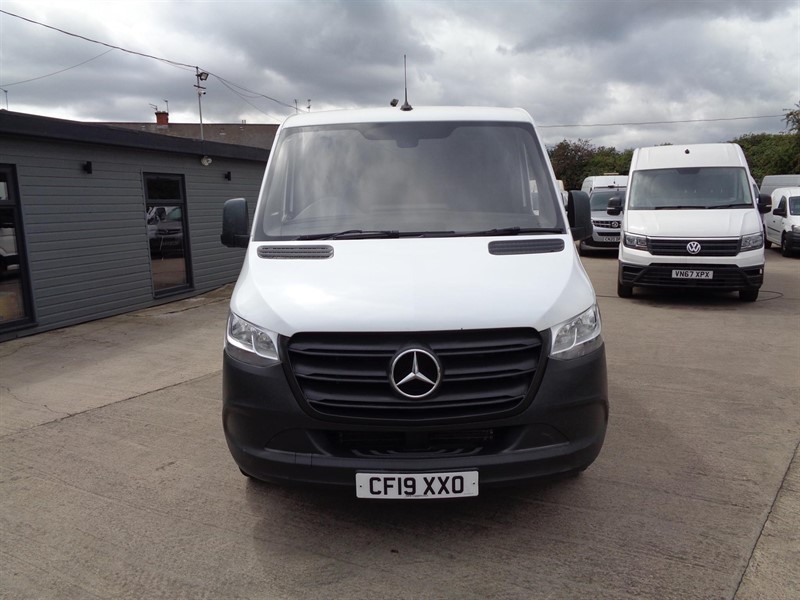 Vans in Midlands | Used Luton, & Long Wheel Base Vans for sale Leicester