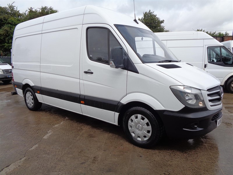 Vans in Midlands | Used Luton, & Long Wheel Base Vans for sale Leicester