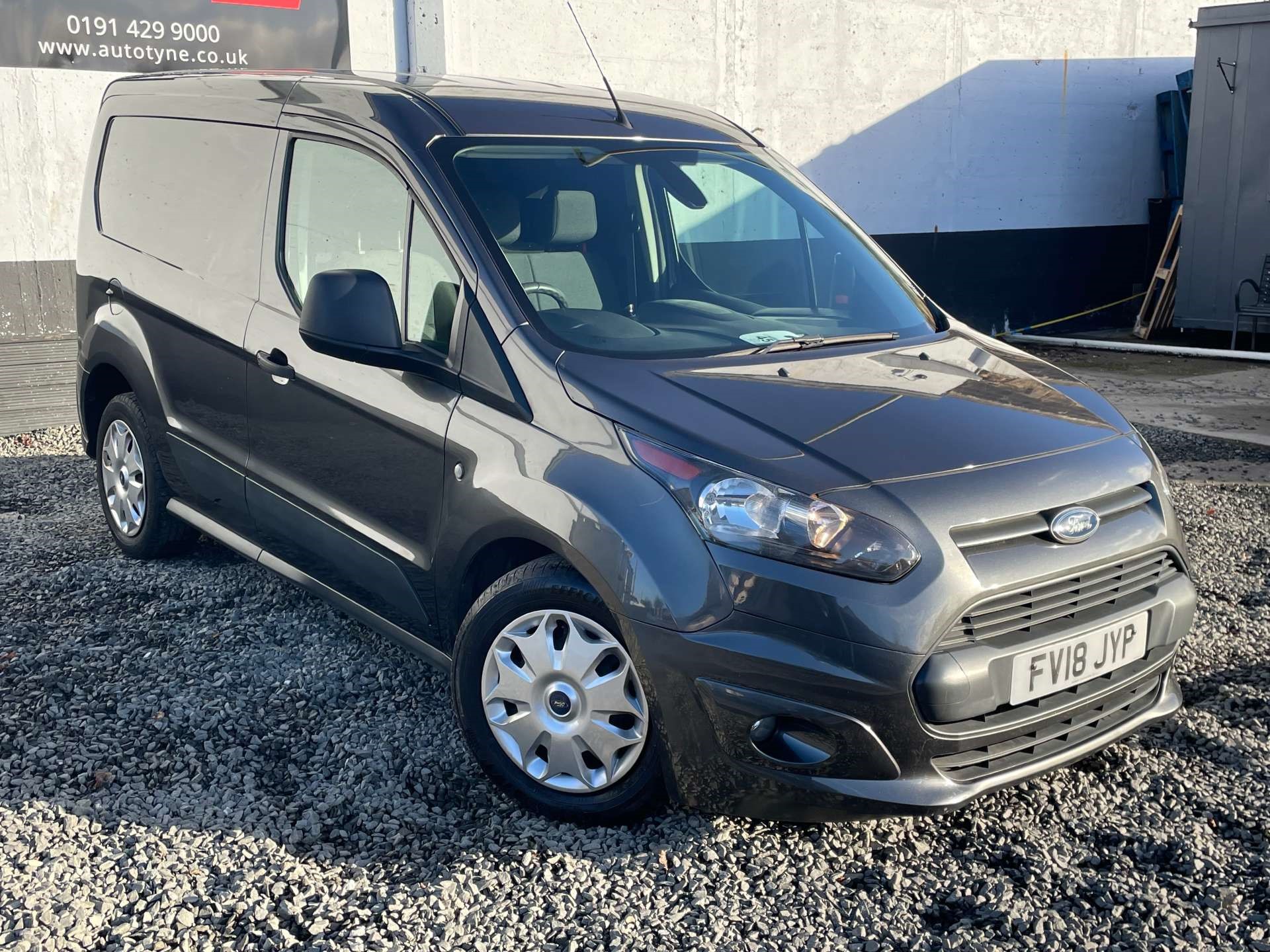 Used Ford Transit Connect 200 Trend E-Tech for sale in Newcastle, Tyne ...