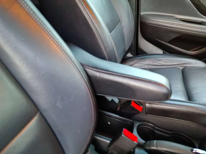 Used Vauxhall Mokka SE T Auto - Low Miles High Spec - Service History ...