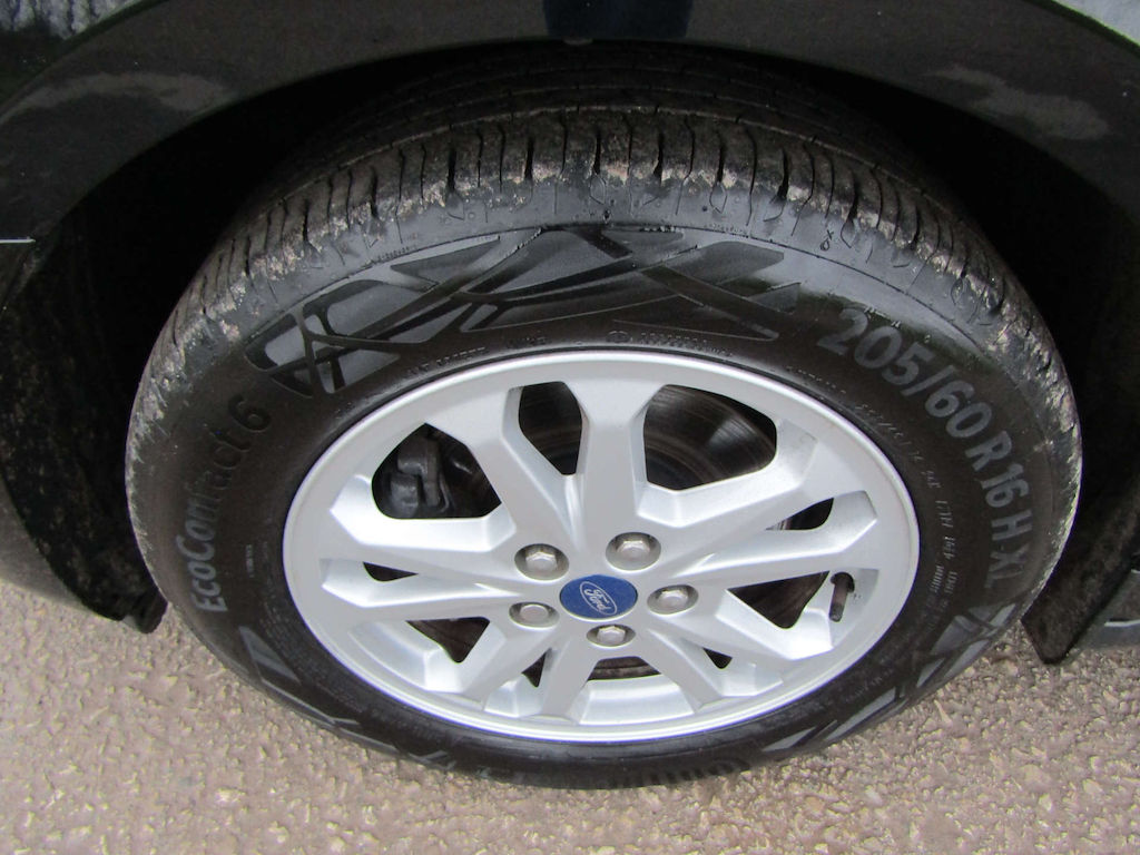 Used Ford Tourneo Connect SWB WHEELCHAIR ACCESSIBLE DISABLED VEHICLE ...