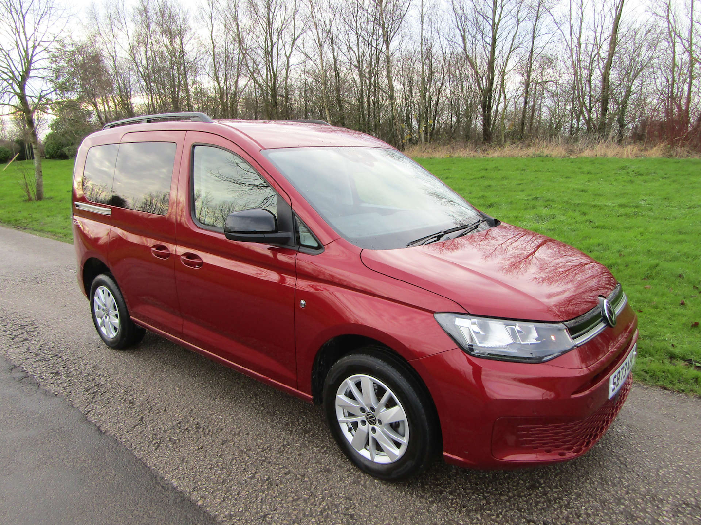Used Volkswagen Caddy Life SWB AUTOMATIC Wheelchair Accessible Vehicle ...