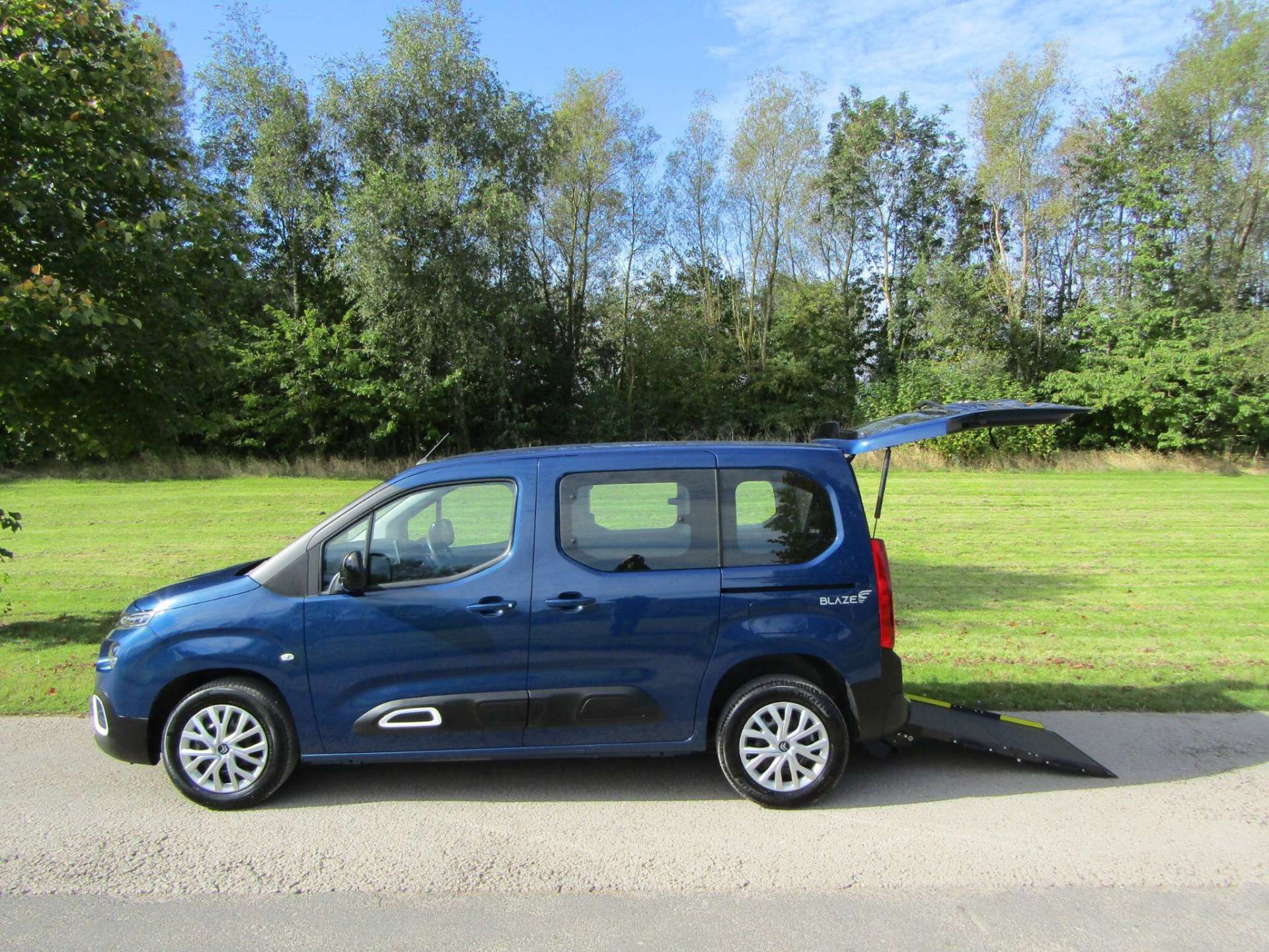 Used Citroen Berlingo Automatic WHEELCHAIR ACCESSIBLE DISABLED WAV for ...
