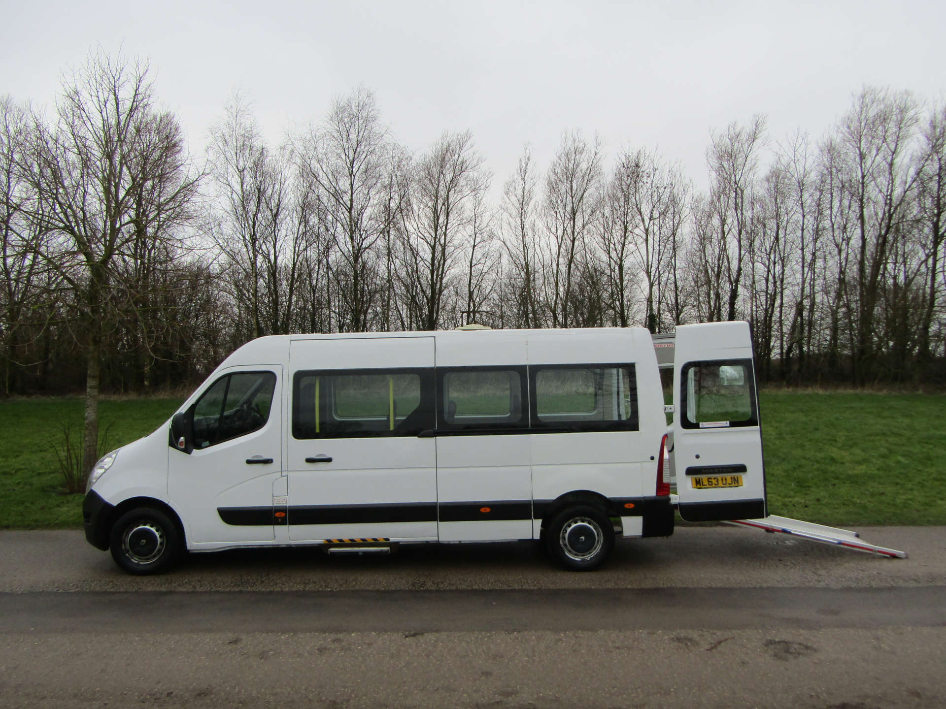 Used Renault Master LM35 Wheelchair Accessible Vehicle Minibus WAV for ...