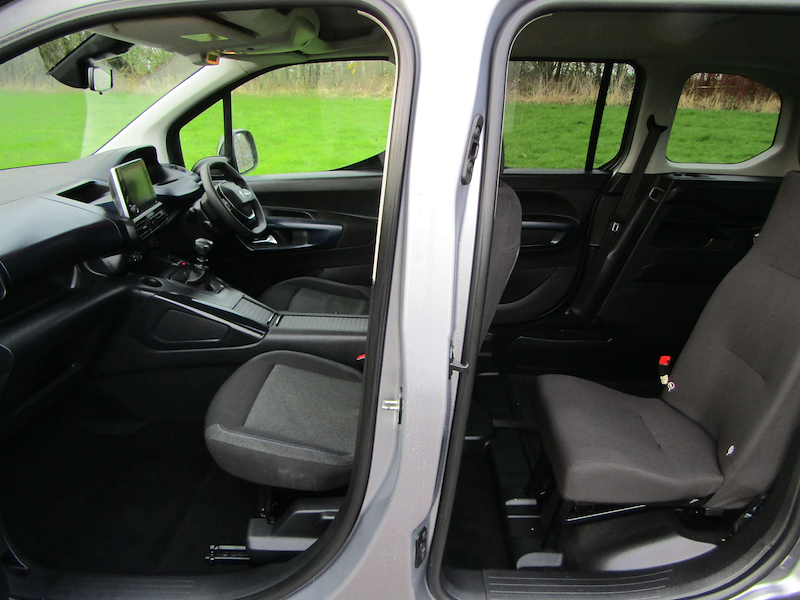 Used Peugeot Rifter Horizon Hdi Wheelchair Accessible Vehicle WAV for ...