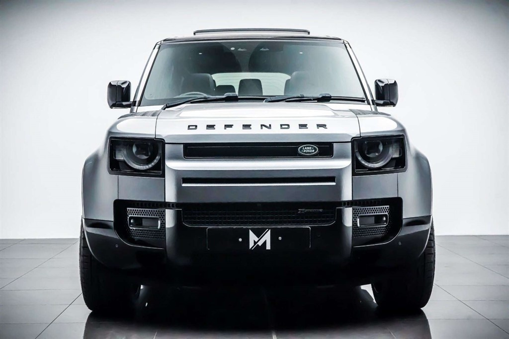Used Land Rover Defender D250 MHEV X-Dynamic SE SUV Diesel Auto 4WD ...