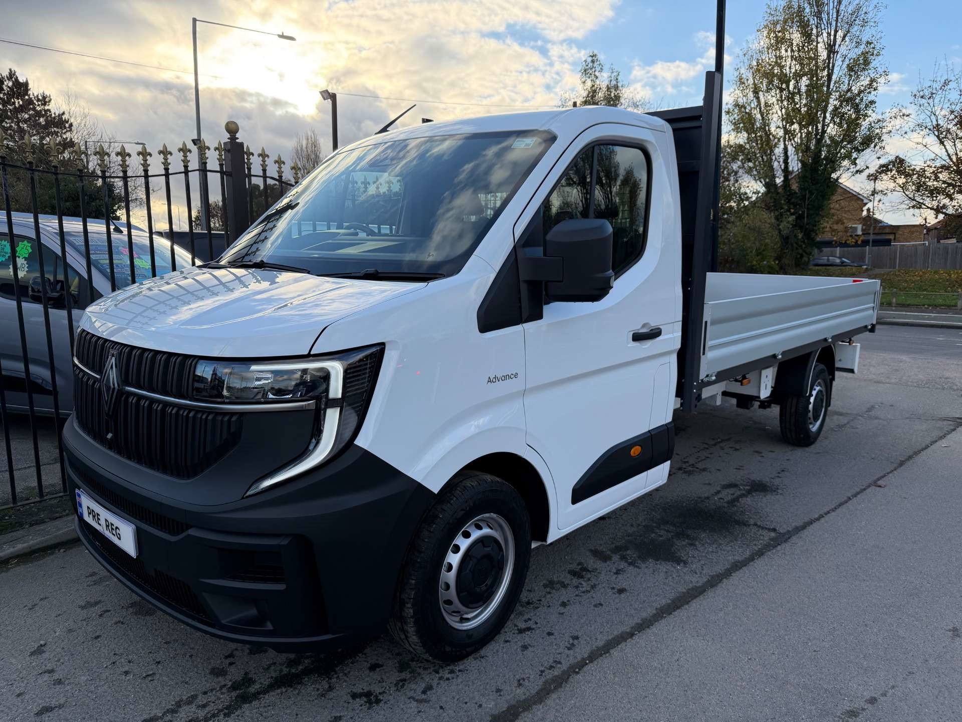 Used Renault Master LL35 Advance Dropside Diesel Manual L3 H1 Euro 6 (s ...