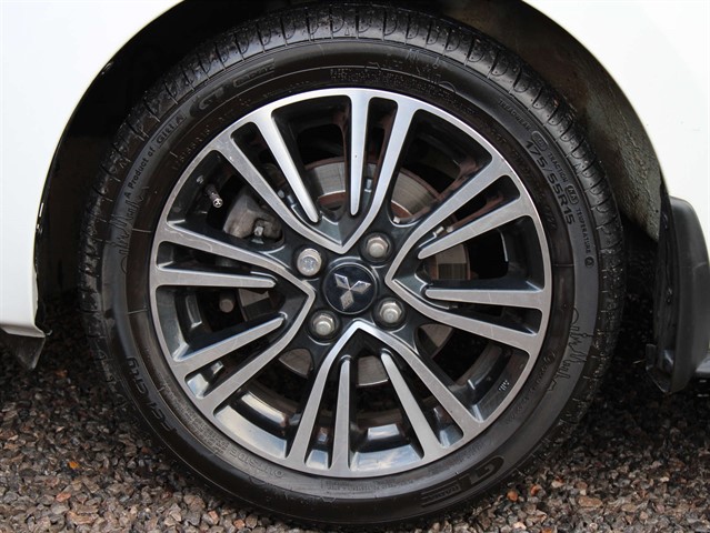 Used Mitsubishi Mirage Juro for sale in Gillingham, Dorset | Victoria ...